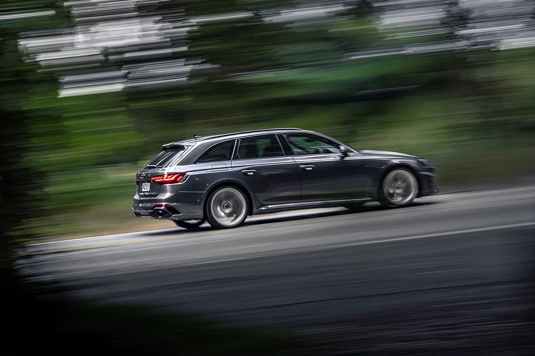 RS 4 Avant competition plus limited edition, arriving from mid-June ...